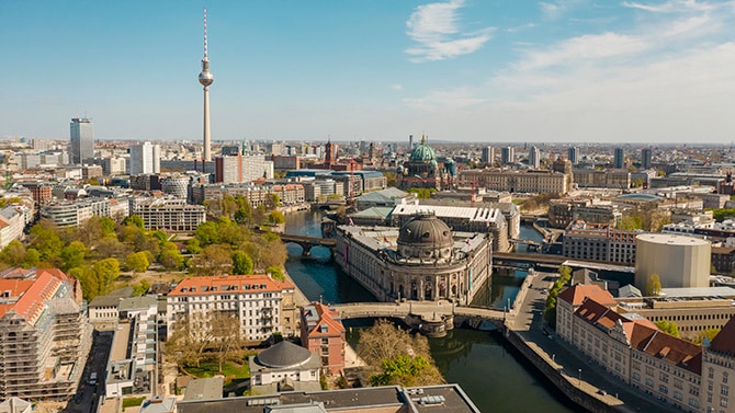 Wirtschaftsprüfung & Unternehmensberatung in Berlin - PwC