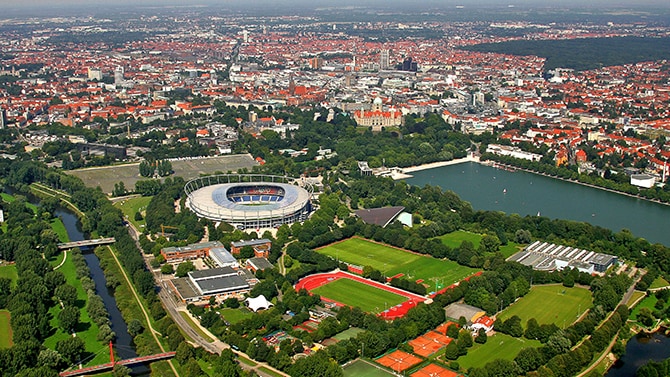 Auditing & Management Consultancy in Hanover - PwC