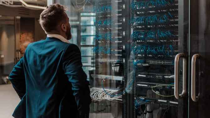 Legacy Decommissioning with PwC